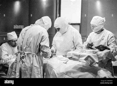 Light Tube Research Science Switzerland Watch Lightning Technology Plasma Lapel Lamp