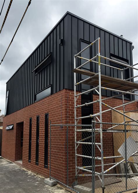 Aluminium Satin Back Cliptray Panel Cladding On Brunswick Residence — Architectural Cladding