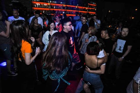 How To Date Girls In Hangzhou Where To Find Love And Relationship