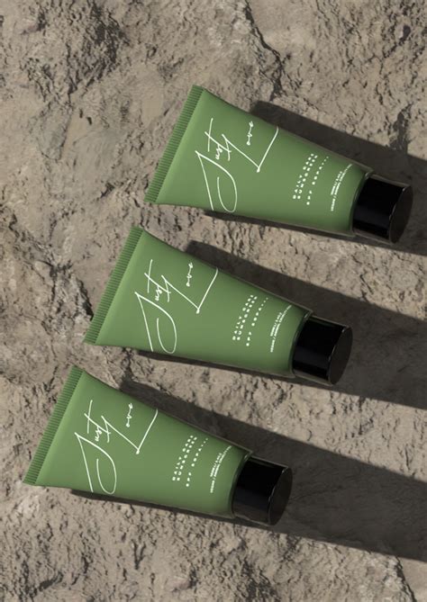 바위 배경에 자외선 차단제 튜브 3d 모형 Png Glb  Mp4 다운로드 Pixcap