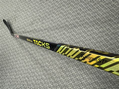 Ccm Tacks As Vi Pro P28 Curve 65 Flex Right Hand Stick Sidelineswap