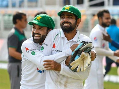 Watch “akele Me Samjhata Hu ” Babar Azams Hilarious Answer About Marriage When Mohammad Rizwan