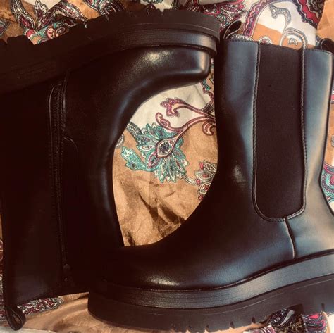 ფეხსაცმელები ქუთაისში