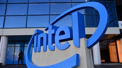 Intel Demonstrates First Fully Integrated Optical I O Chiplet Kisaco Research
