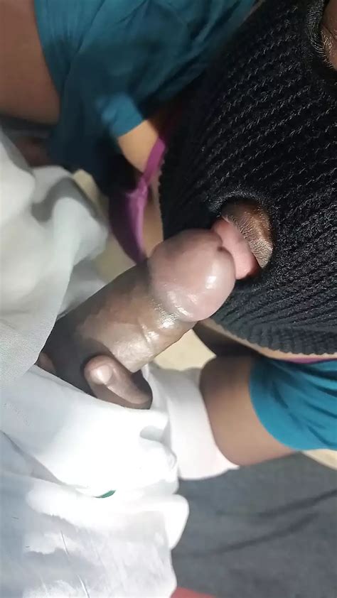 德西妻子与她的邻居出轨性爱 Xhamster