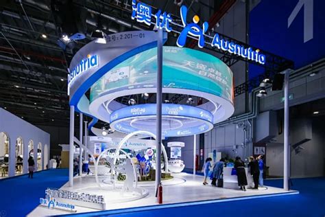 盘点 I “进博会”上最吸睛的40家品牌展台设计（内含180张高清图） 为全球会展业按下了颇有力道的“重启键”。 花瓣网