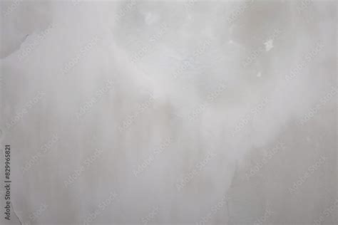 흑인과 백인의 그런 지 배경입니다 균열 칩 점의 추상 그림 질감 오래된 낡은 표면의 더러운 단색 패턴입니다 素材庫插圖 Adobe Stock