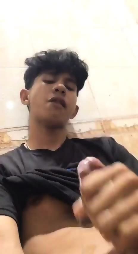 Brondong Ganteng Lokal Di Bait Coli Eporner