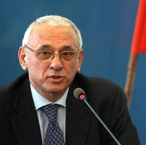 Д р Силви Кирилов е освободен вчера по решение на Десислава Атанасова Днес Dir Bg