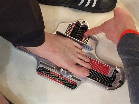 올바른 러닝화 구입을 위한 발족형 분석