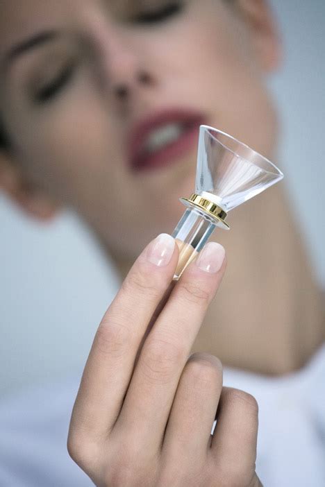 Labverts Fragrance Tester For Dior Prevents Mixing Of Scents