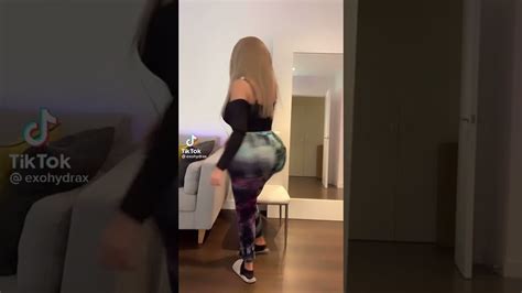 Big Booty Jiggles When Walking Away Youtube