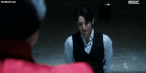 더쿠 흡사 리디북스 재질 장면이었던 이수혁 무릎 끓고 손 묶인 씬 