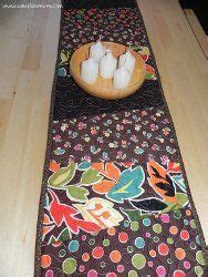 Best Images About Quilted Table Runner Patterns On Pinterest Runners Halloween Table