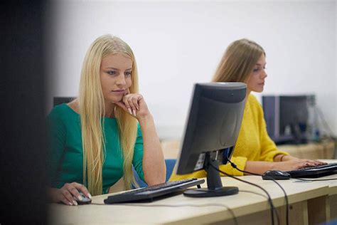 Computer Lab Students Background Images Hd Pictures And Wallpaper For