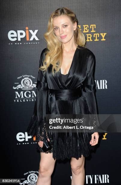 2 080 Bar Paly Photos And High Res Pictures Getty Images