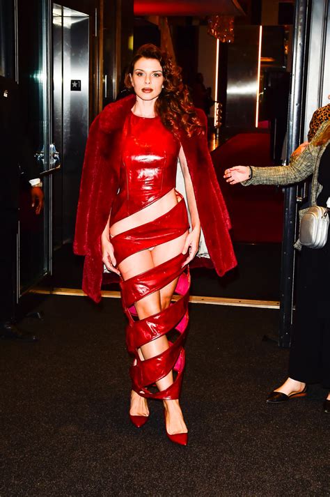 Julia Fox To Host E S New Unconventional Fashion Design Competition Series OMG Fashun With