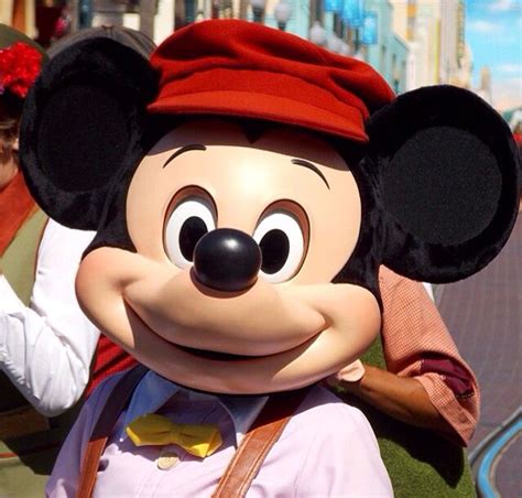 Pin By Jazemin On Disney Mickey Disney Pictures Mickey Mouse