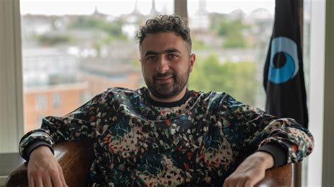 Mustafa Suleyman Microsoft wirbt Googles Deepmind Chef für KI Geschäft