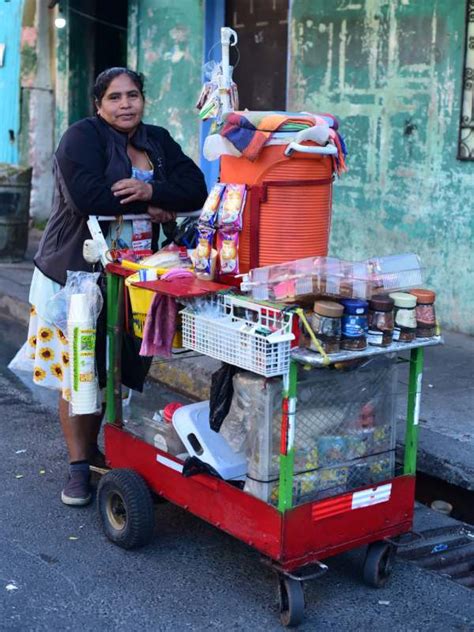 Fotos Capitalinos Se Protegen De Las Bajas Temperaturas Con Abrigos Y