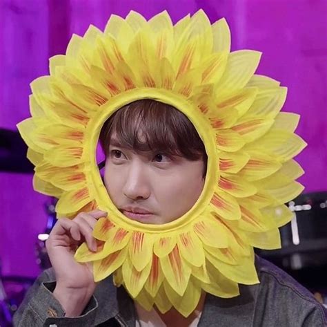 Changmin Naver Now Free Hug Ep With Exo S Xiumin