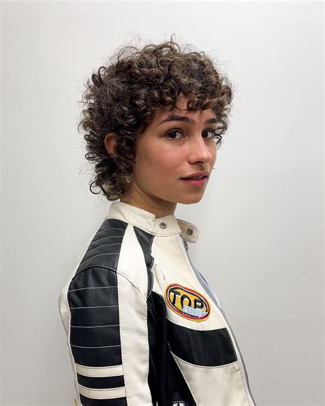 Short Curly Hair Pixie Tumblr