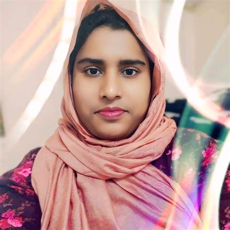 আমি দুইটা পিক ছাড়তেছি সবাই দেখেন এই নাম্বারে টাকা দিয়ে কেউ প্রতারিত হইয়েন না সপ্না সেখ