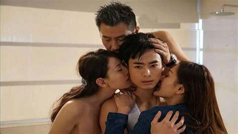 यह कल गरलस क सथ फर म सकस कर सकत ह आदम बस मनन हत ह एक शरत Free Sex In