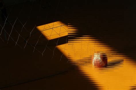 Glass Refraction Effect — Mrmockup Psd Mockups And Freebie