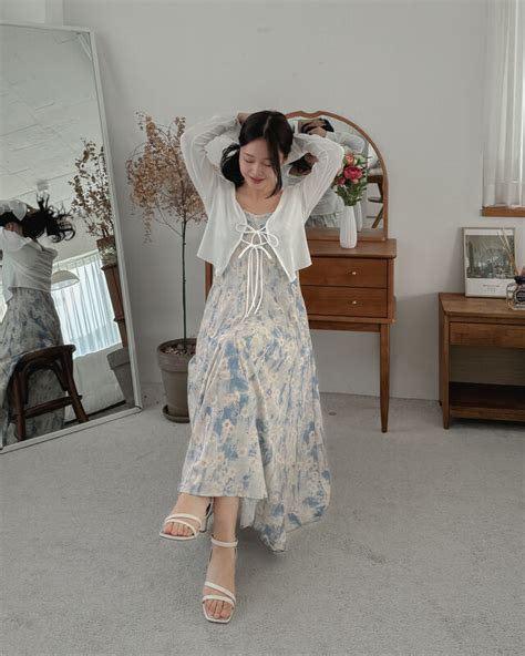 오디샵 무료당일출고 블루 플라워 잔꽃무늬 끈나시 민소매 스퀘어넥 뷔스티에 롱원피스 여리여리 리본 긴팔 가디건 바캉스 여행 휴양지 비치룩 드레스