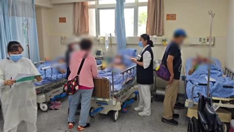旅遊團赴台南25人疑食物中毒 團員：吐13次