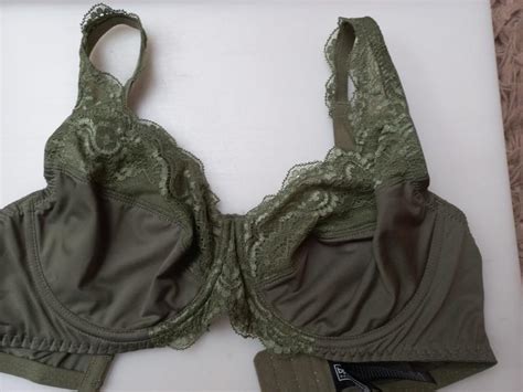 Бюст р 80д — ціна 195 грн у каталозі Бюстгальтери Купити жіночі речі за доступною ціною на Шафі