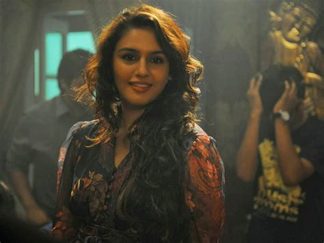 Huma Qureshi Hot Hd Photos All About World