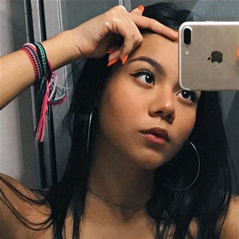 Mirror Selfie Idea Mirror Selfie Selfie Scenes