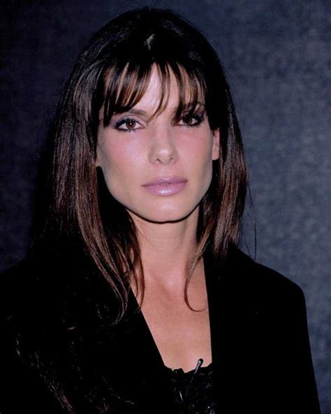 Sandra Bullock Lake House Haircut