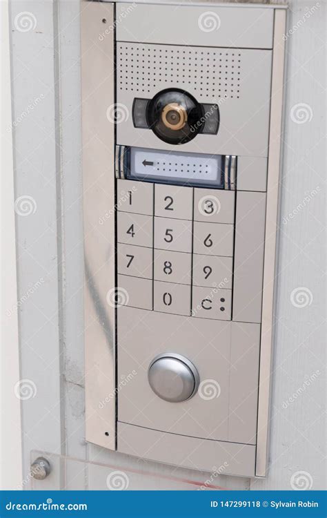 intercom doorbell keypad access code security keypad system protected