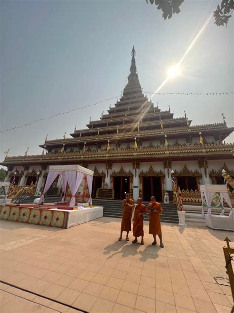 วัดหนองแวง พระอารามหลวง วัดเหนือ