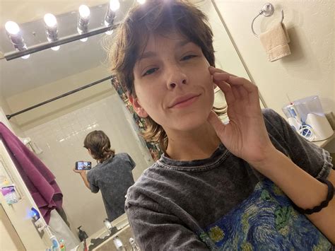 High And Cant Sleep Whos Up Scrolller