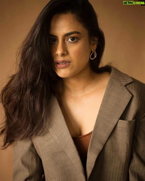 Neha Mahajan Instagram 👀 Gethu Cinema