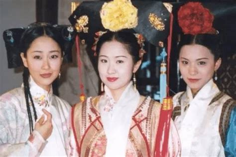 結婚10年，女星容忍老公8次出軌，被曝花1億圈養親閨蜜，她43歲選擇燒炭身亡