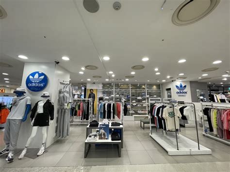 아디다스오리지널스 롯데백화점 포항점 아디다스 매장에서 직원 모집합니다 판매직 매장관리 채용정보는 샵마넷
