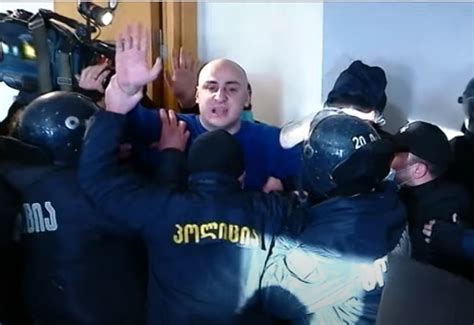 ცეზარ ჩოჩელი Home Facebook