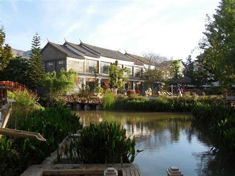 大理普陀泉温泉度假酒店 主页