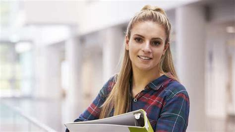 Florida Babes Reveal What They Learned In Sex Ed