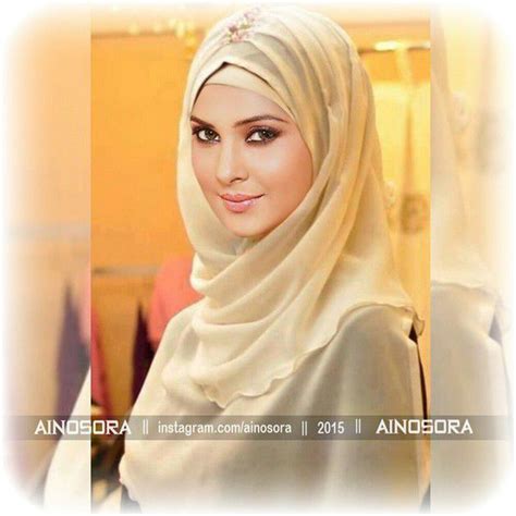 Beauty With Hijab Saat Artis Bollywood Berhijab Cantik Teduh Bikin Hati Tentram