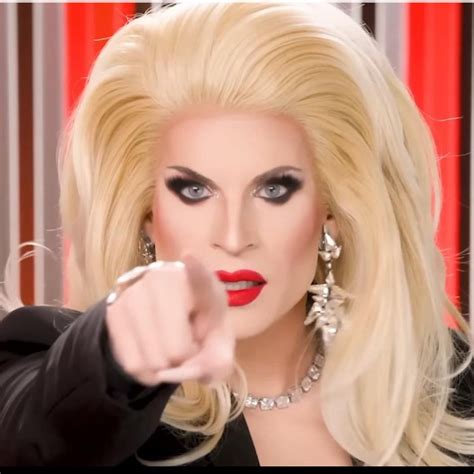 ប្រុស ក្មេង