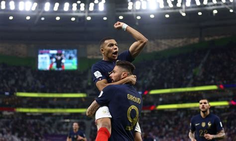 Кунде спустили с цепи а Мбаппе рванул из тени Месси и Роналду Франция деклассировала Польшу