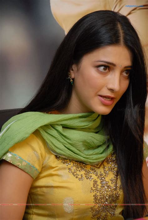 Shruti Hassan Actress Photoimagepics And Stills 194930