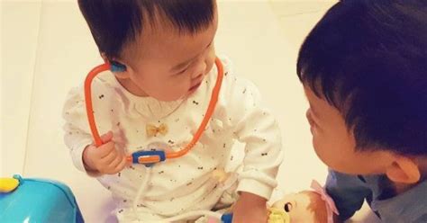 소유진♡백종원 아들딸 폭풍성장 근황 병원놀이도 척척