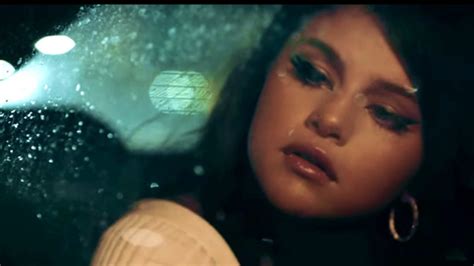 Selena Gomez Same Old Love Mv 2015 Mubi